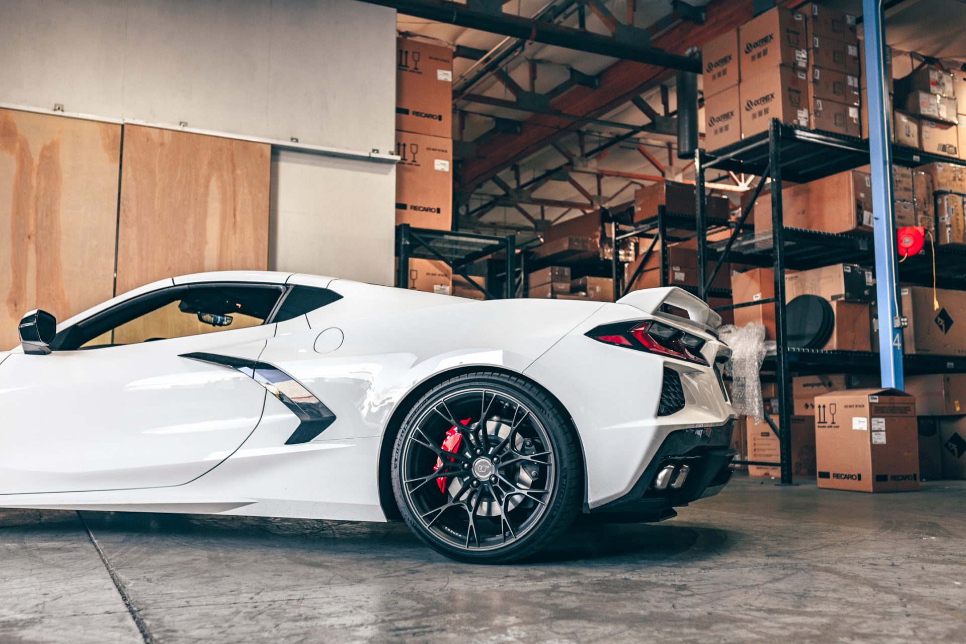 Arctic White C8 Corvette Lowered on VR Forged D01 Wheels | VR Forged