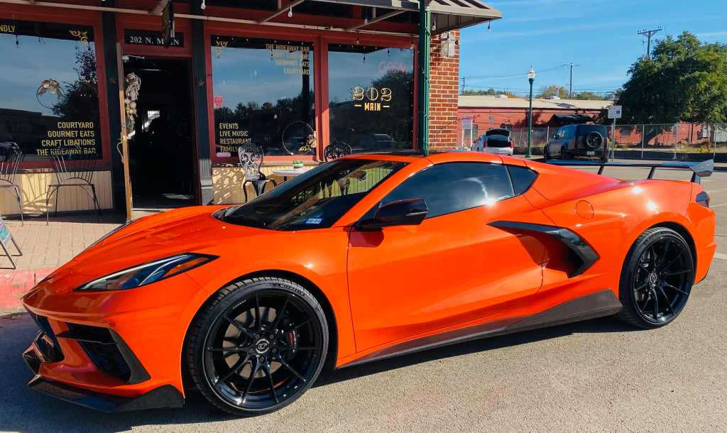 New Amplify Orange C8 Corvette Is Best With Black D03 Wheels? | VR Forged